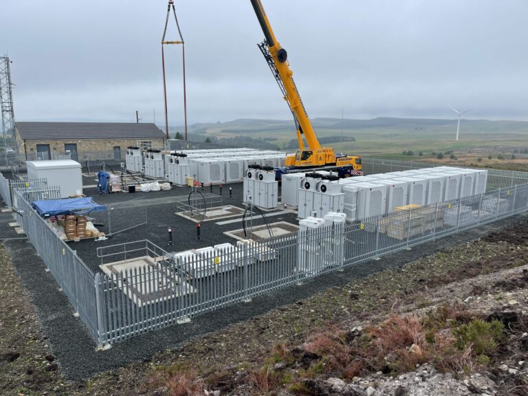 Powersystems co-loacte 20 MW battery system at Ray Wind Farm