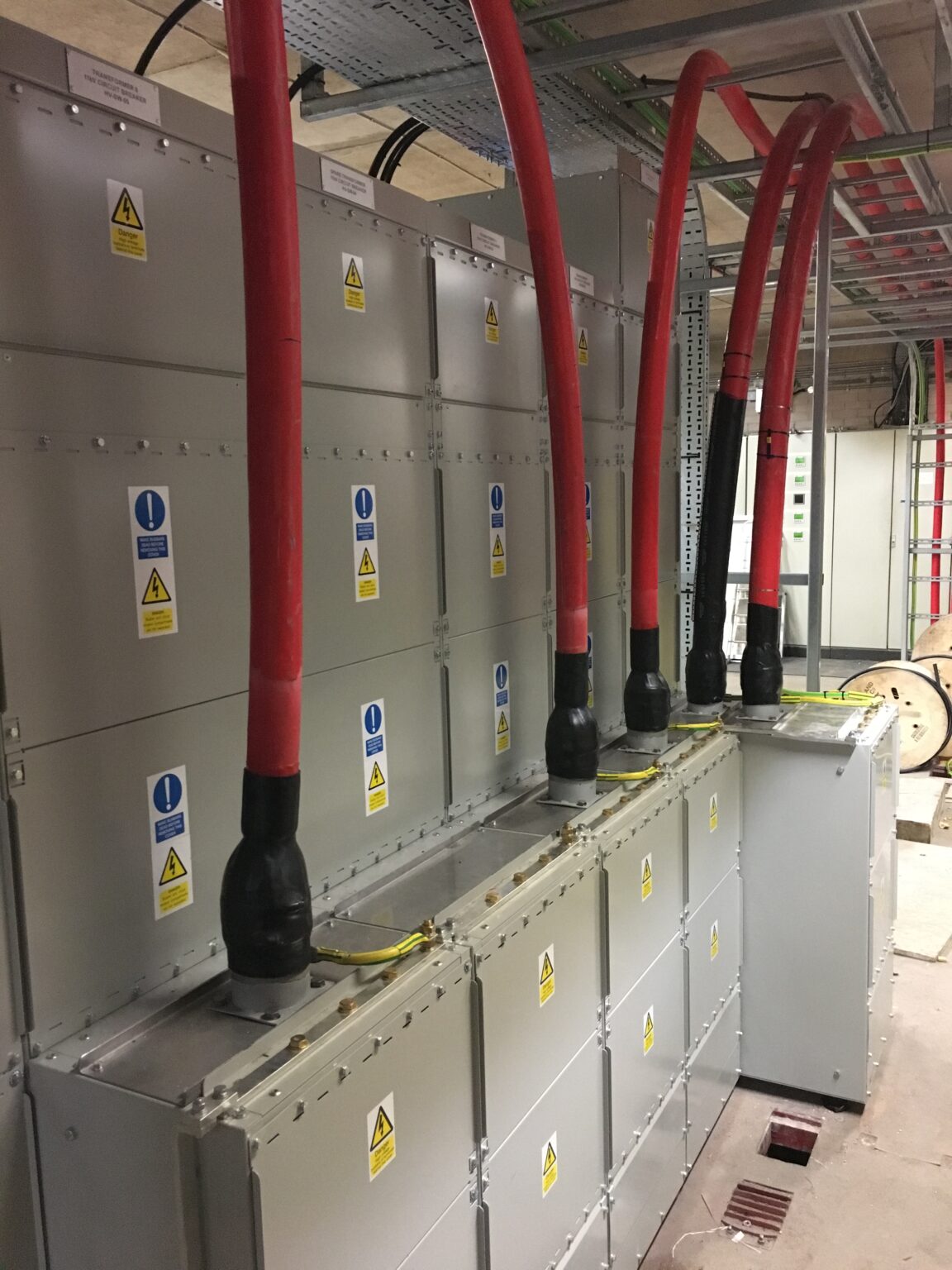 Switchgear - Powersystems UK Ltd